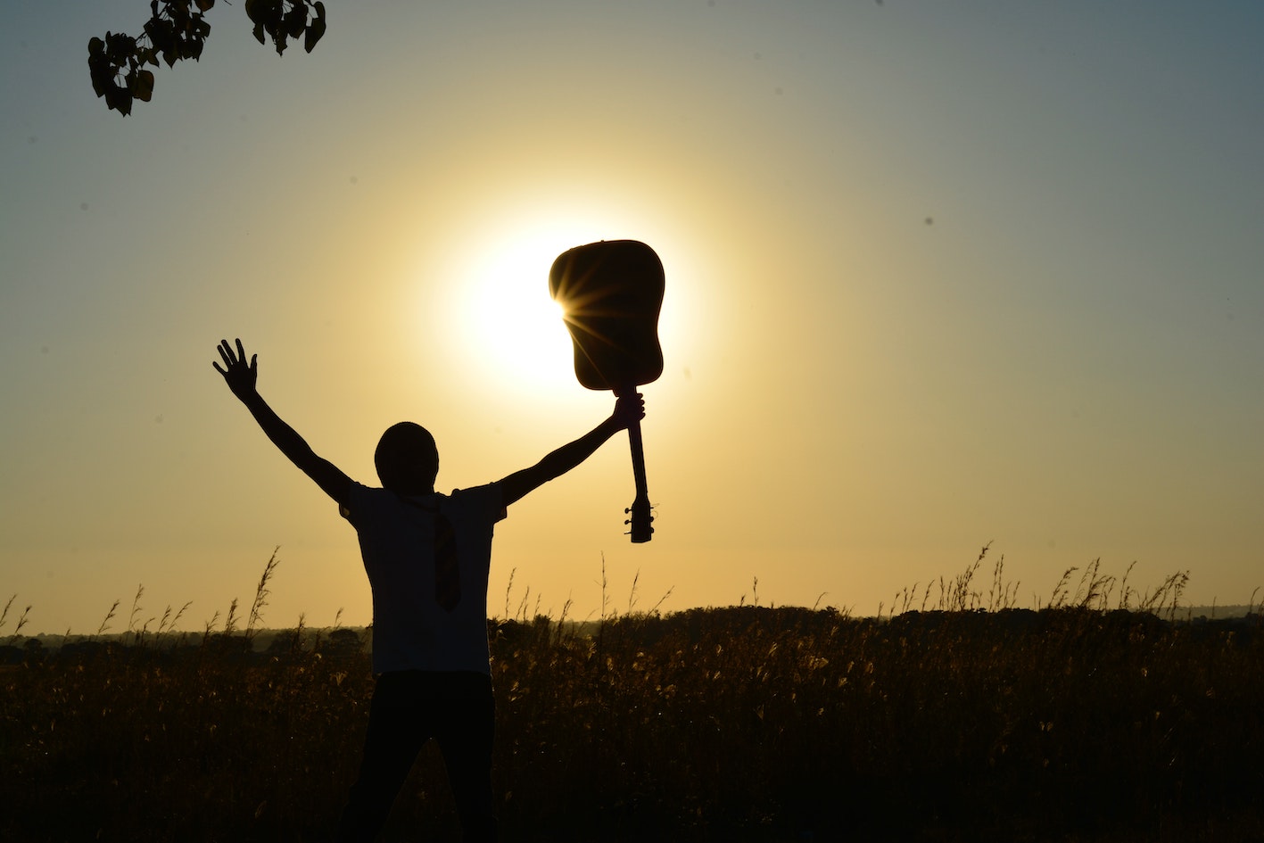 3 Heartwarming Hotel Stories and 100+ Power Tips and Ideas for ...